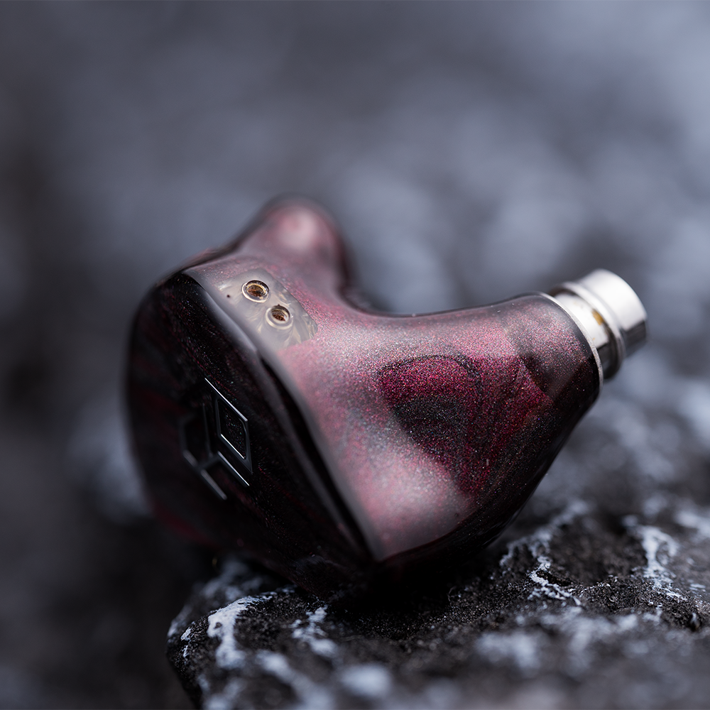 Yanyin Canon 4BA + 1 Dynamic Driver Hybrid IEM